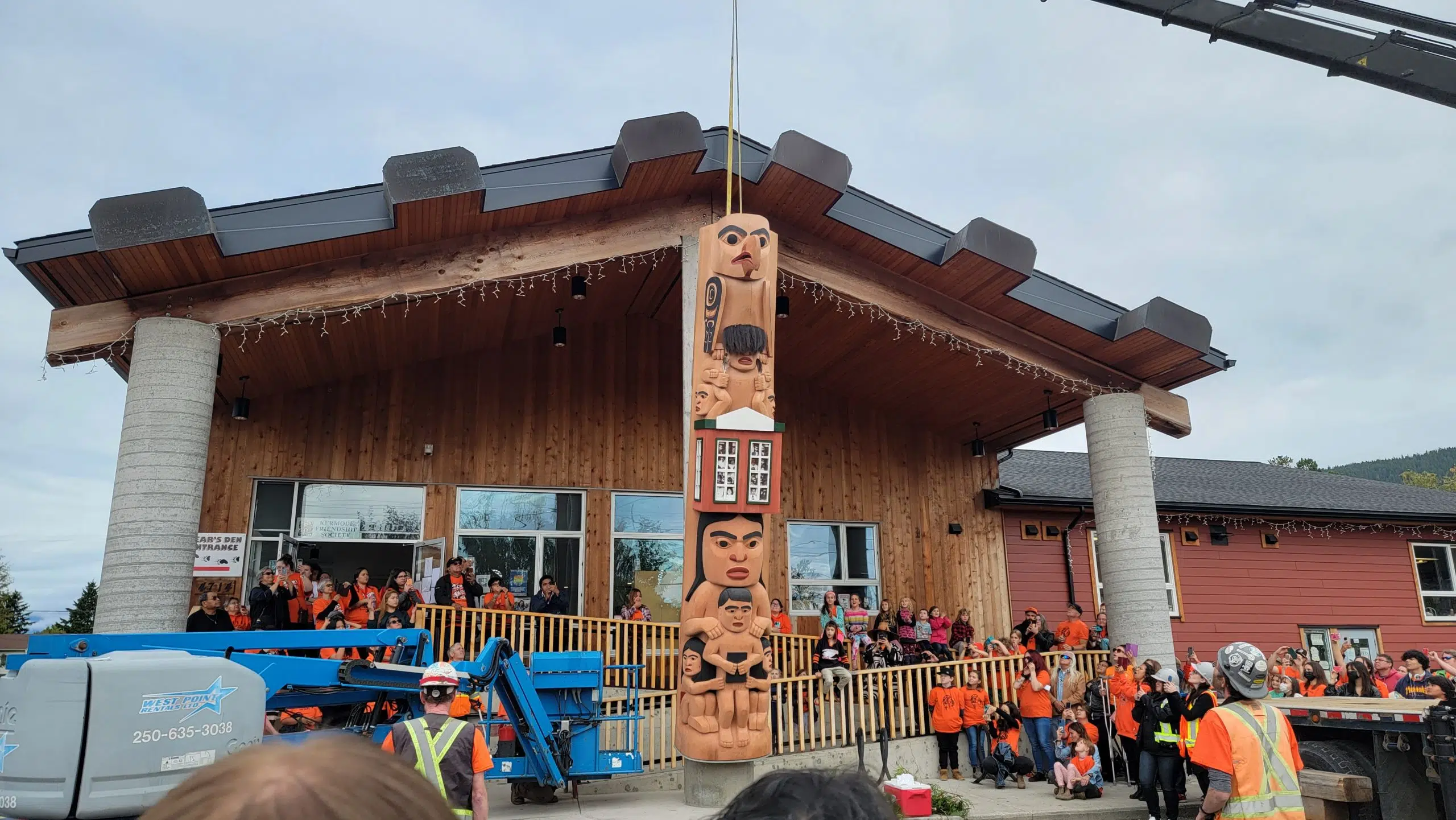 Truth and Reconciliation Day sees totem pole raised in Terrace | CFNR ...