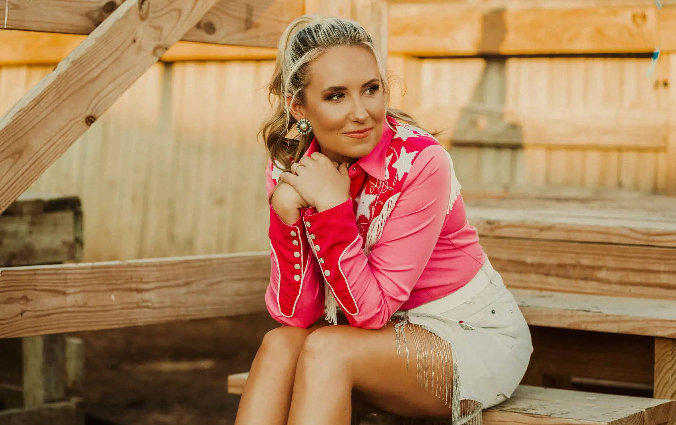 Sneak Peek: Exclusive Interview & Performance With Amanda Kate Ferris | KOKE FM