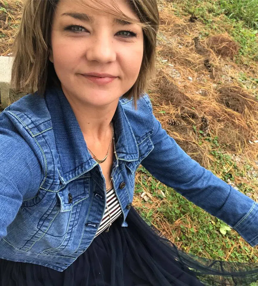 Kate Smith's Instagram, Twitter & Facebook on IDCrawl