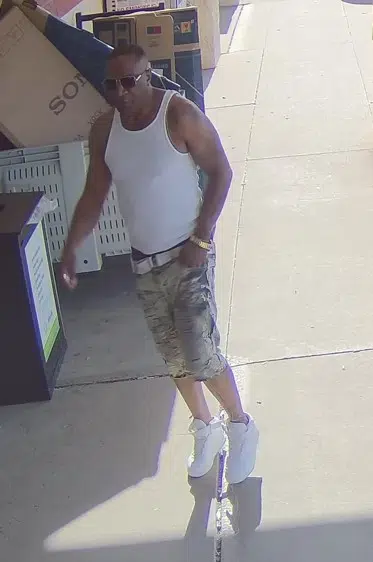 Quick change scam targets Fox Valley grocery stores | WHBY