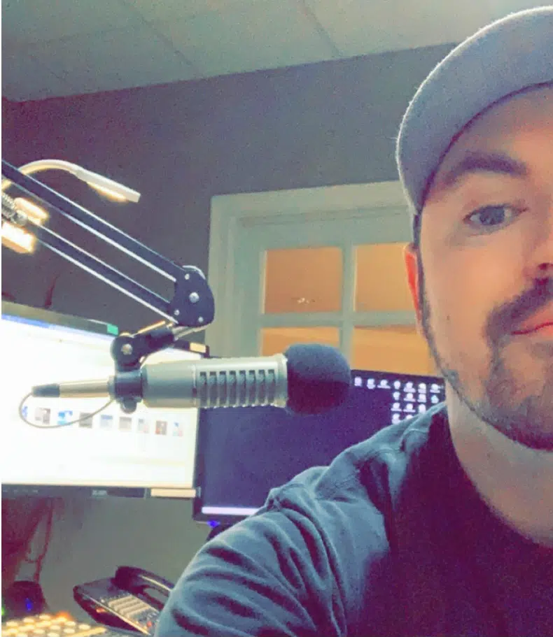 WSIP FM 98.9 | New Country