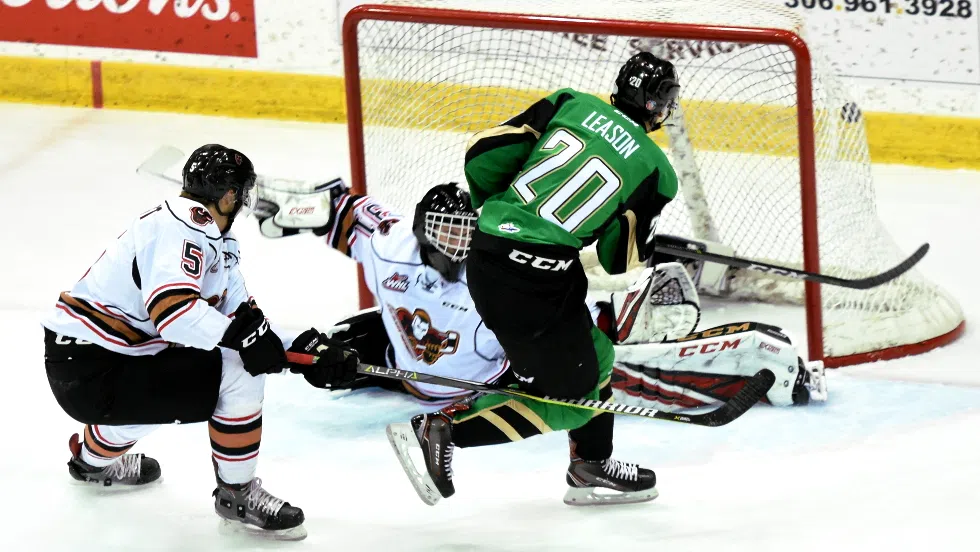 Leason and Scott take October awards | paNOW