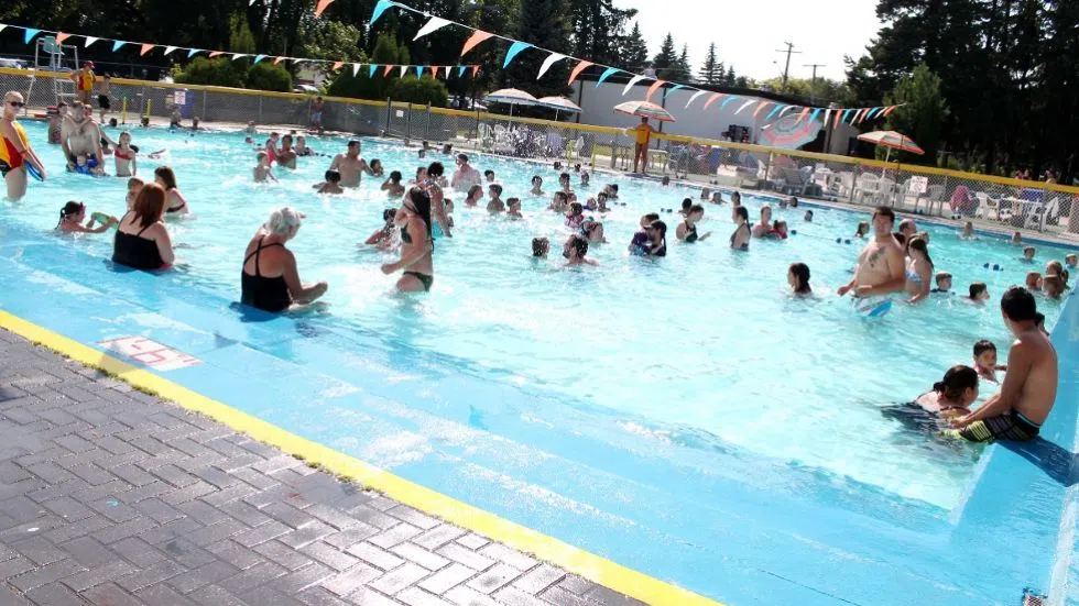 Replacement of Kinsmen pool moves forward | paNOW