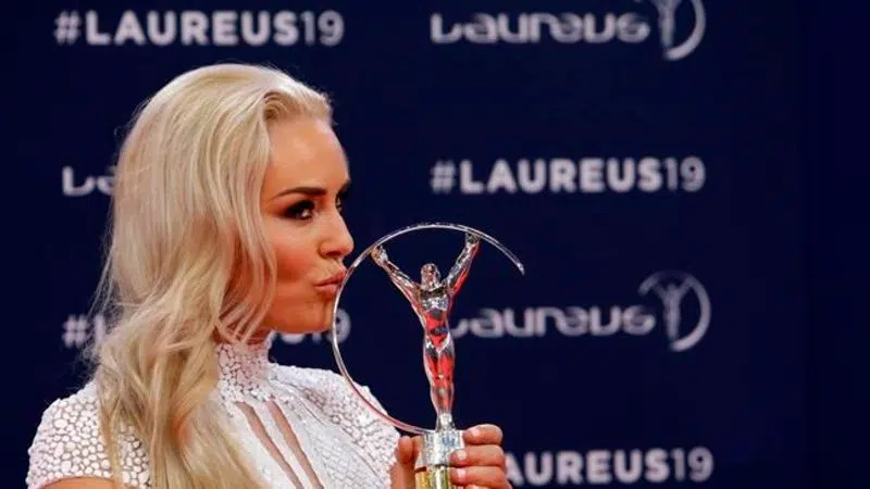 Woods, Djokovic, Vonn win Laureus World Sports Awards, Farkasova edges McKeever | paNOW