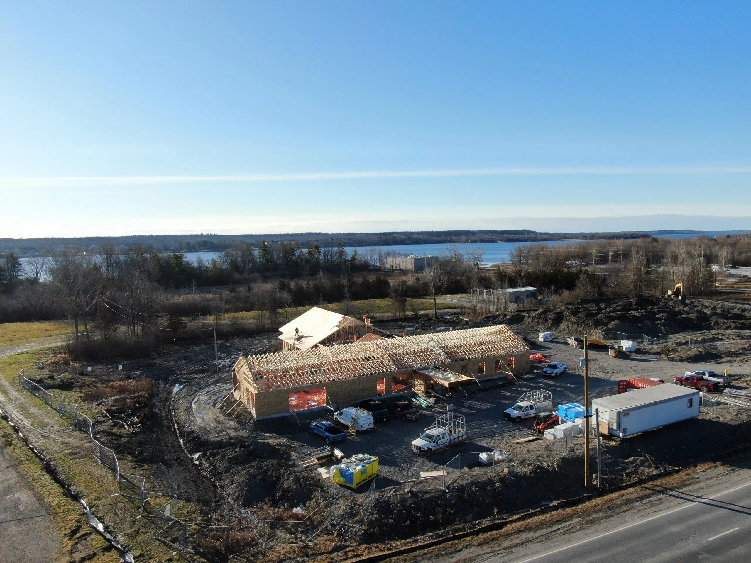 Hospice Quinte receives donation from the Parrott Foundation | 91X FM CJLX