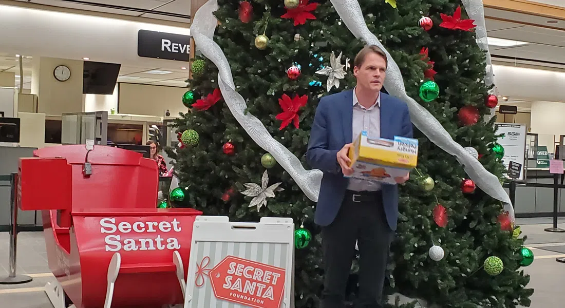 CJWW Secret Santa Campaign Begins | 92.9 The Reindeer