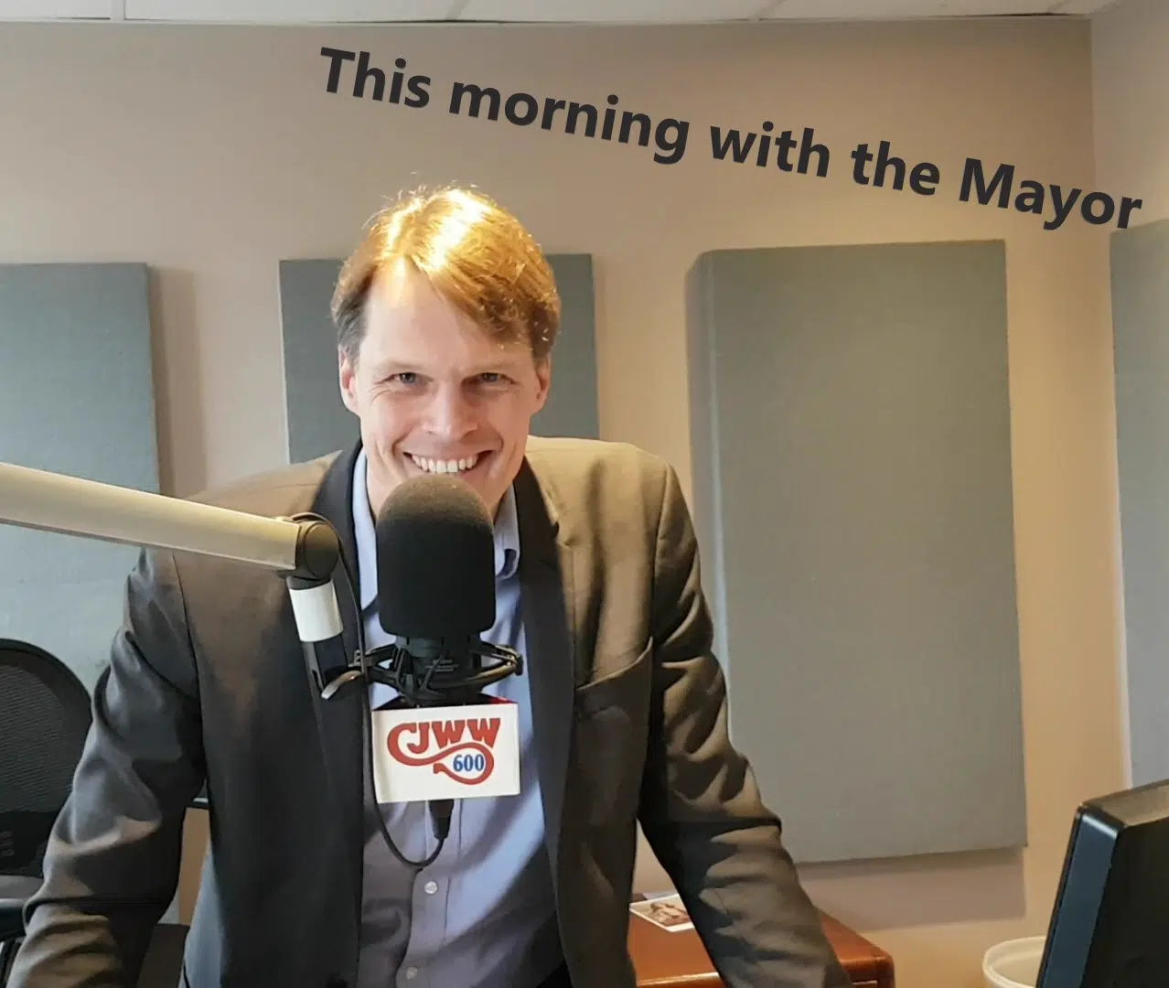 Mayor Charlie Clark with The Moo Crew – Oct 4 | Country 600 CJWW