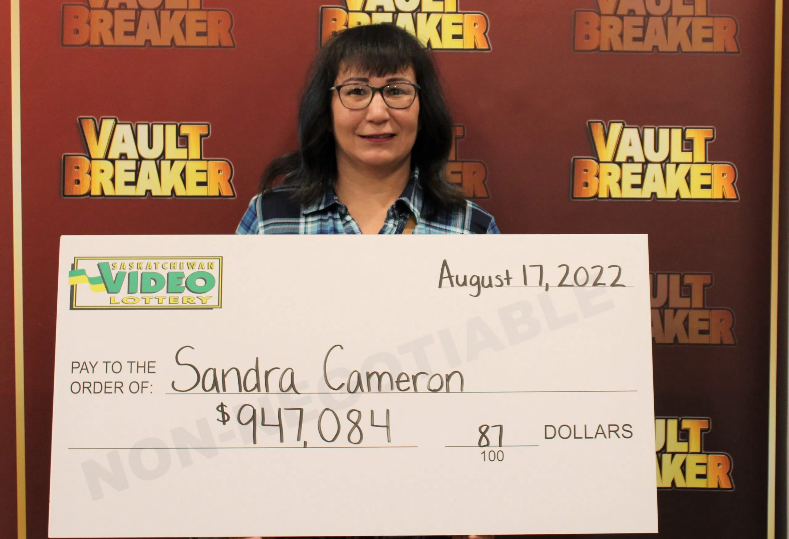 Saskatchewan woman wins almost a million dollars playing a VLT ...