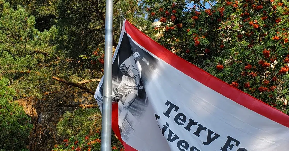 Terry Fox Run this weekend; flag raised at Saskatoon City Hall | 92.9 ...