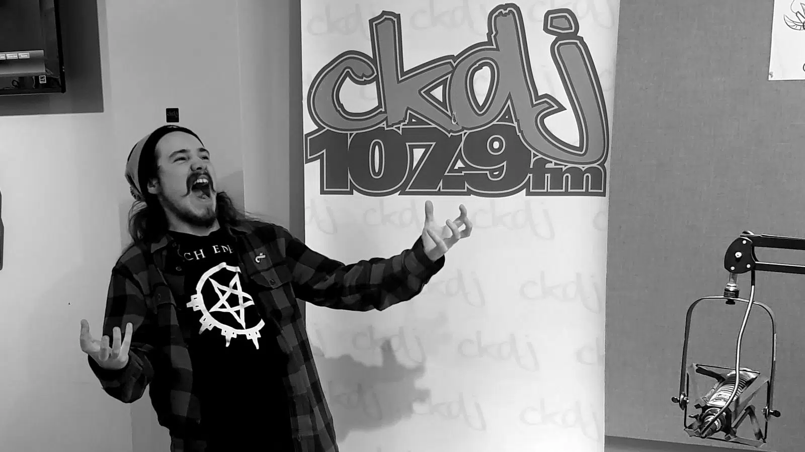 CKDJ’s The Pit | CKDJ 107.9 Ottawa's New Music