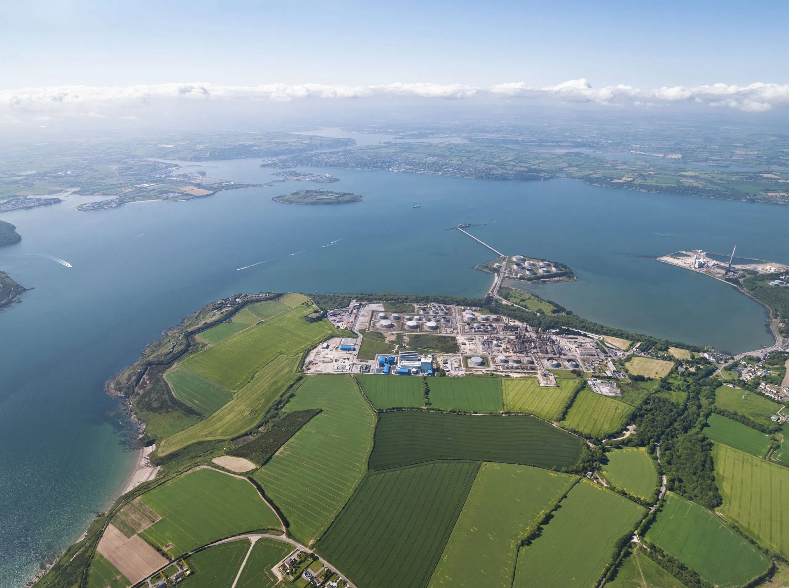 The Whitegate Refinery In Ireland Officially Belongs to Irving Oil | 97 ...
