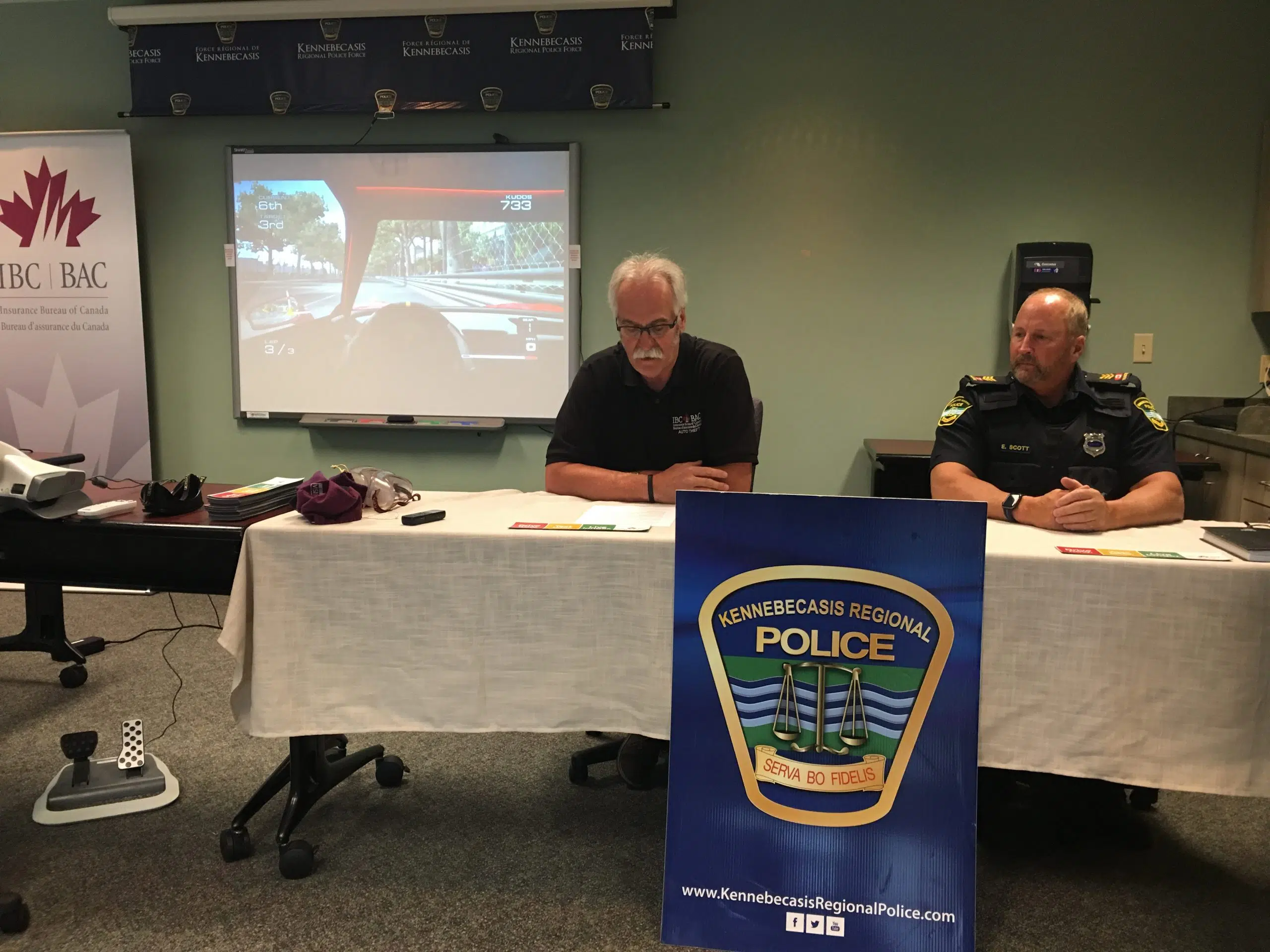 KV Police Have New Distracted Driving Simulator | 97.3 The Wave