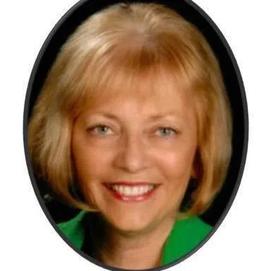 Rebecca Schofield Honoured By Canadian Senator | Country 94