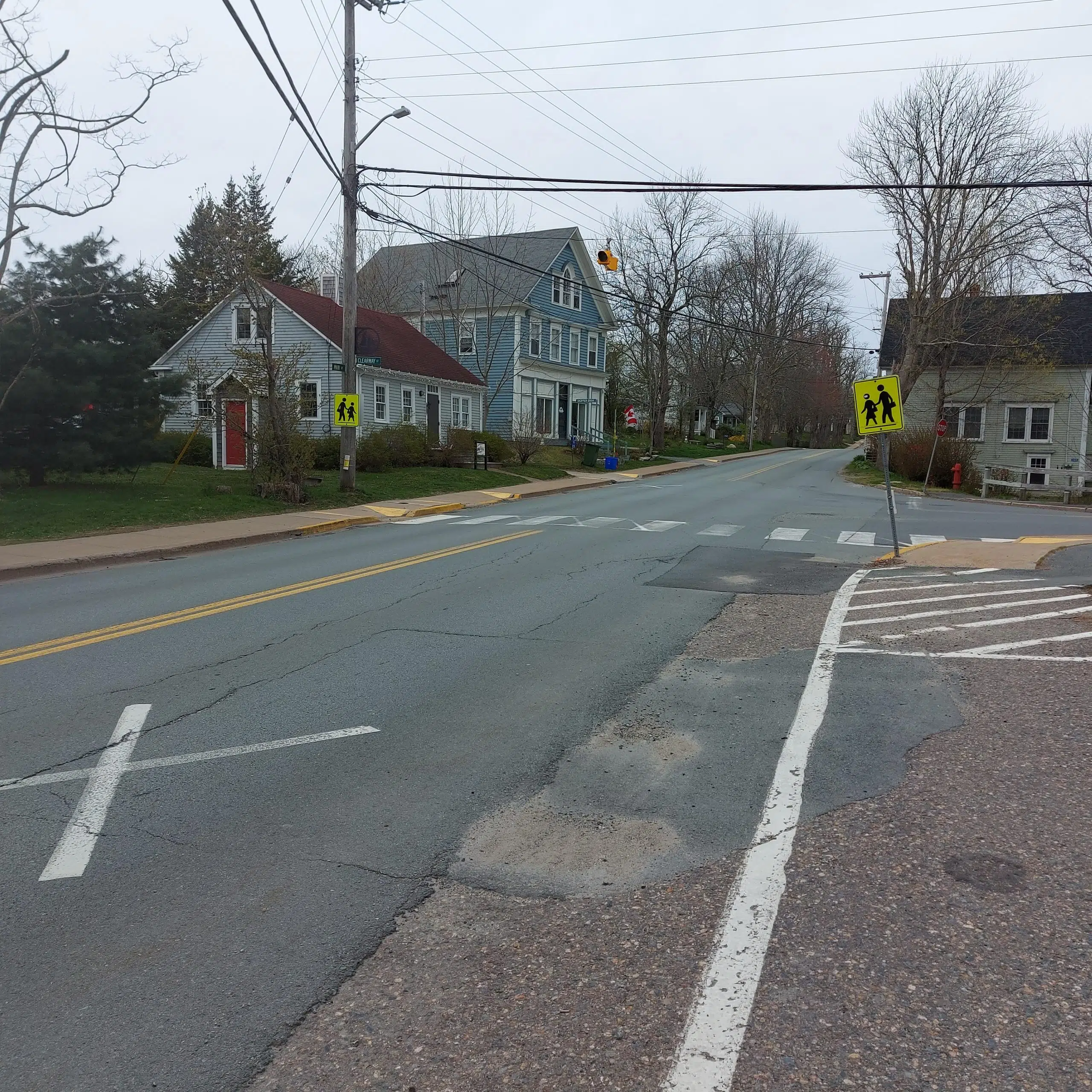 Mahone Bay Installing New Three-Way Stop | CKBW