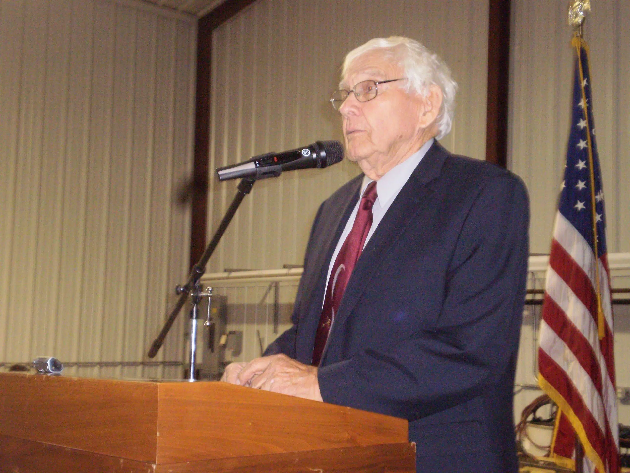 Aviation Pioneer Dies | CFOB 93.1 The Border