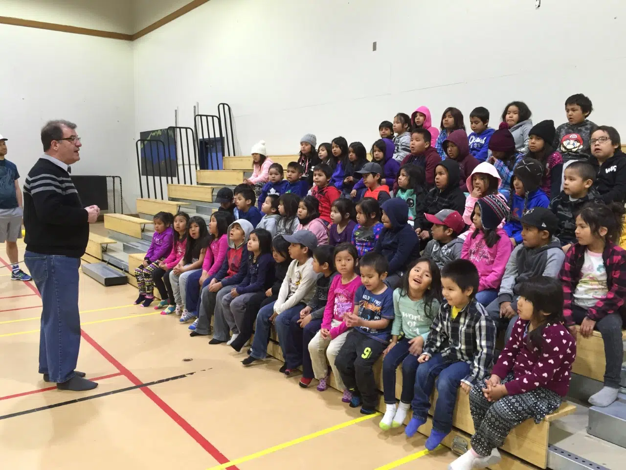 Fort Hope First Nation Receives Big Donation | CKDR