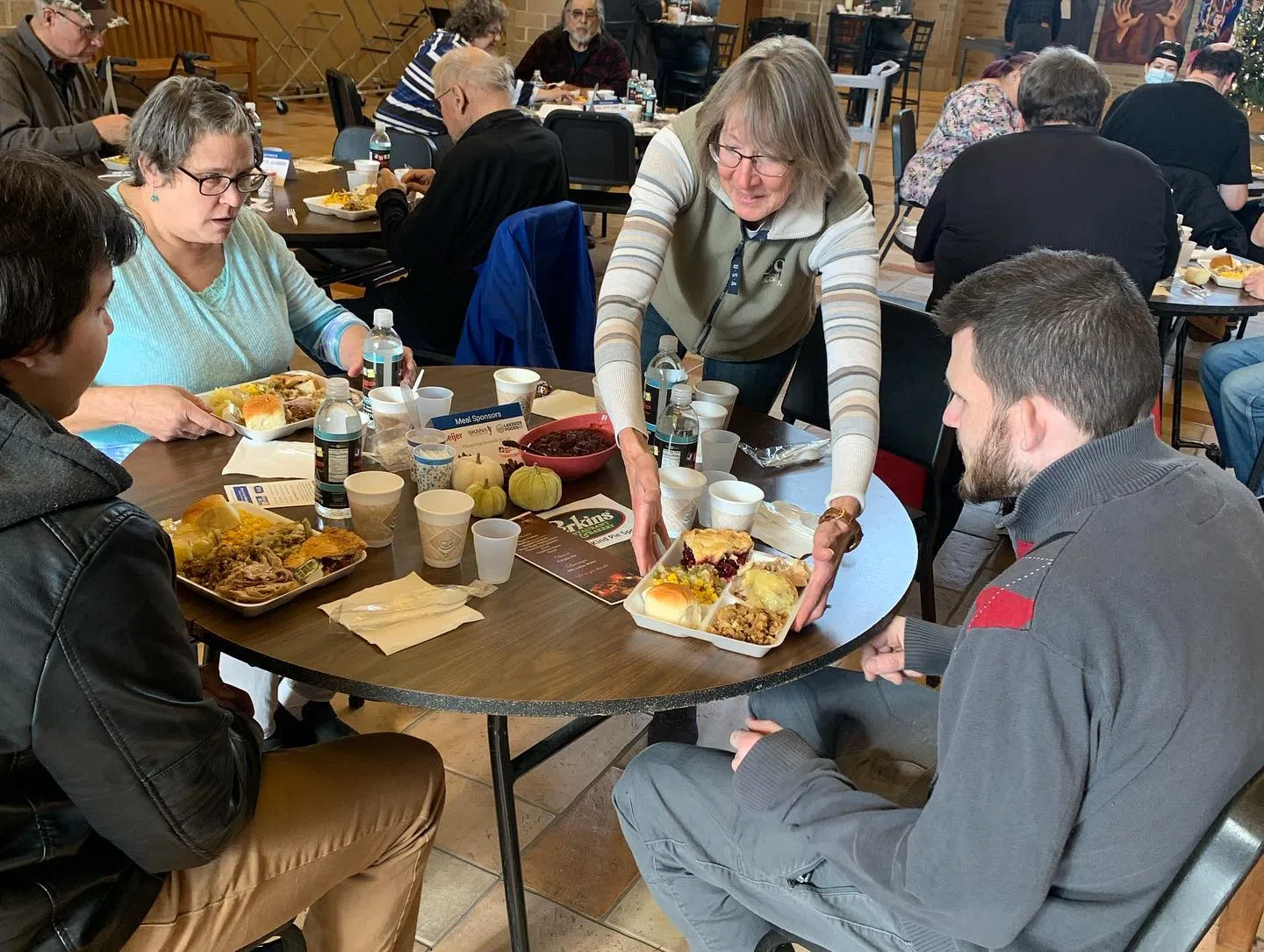 United Way Thanksgiving Day Meal Serves Hundreds | Seehafer News