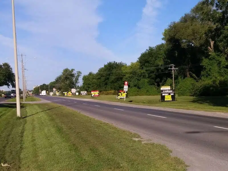 City of Belleville launches portable sign by-law survey | Quinte News