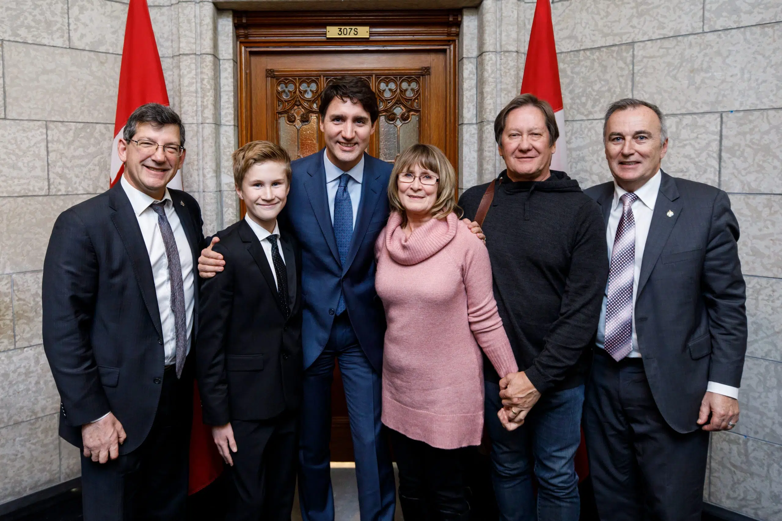 Ellis welcomes visitors to Ottawa | Quinte News