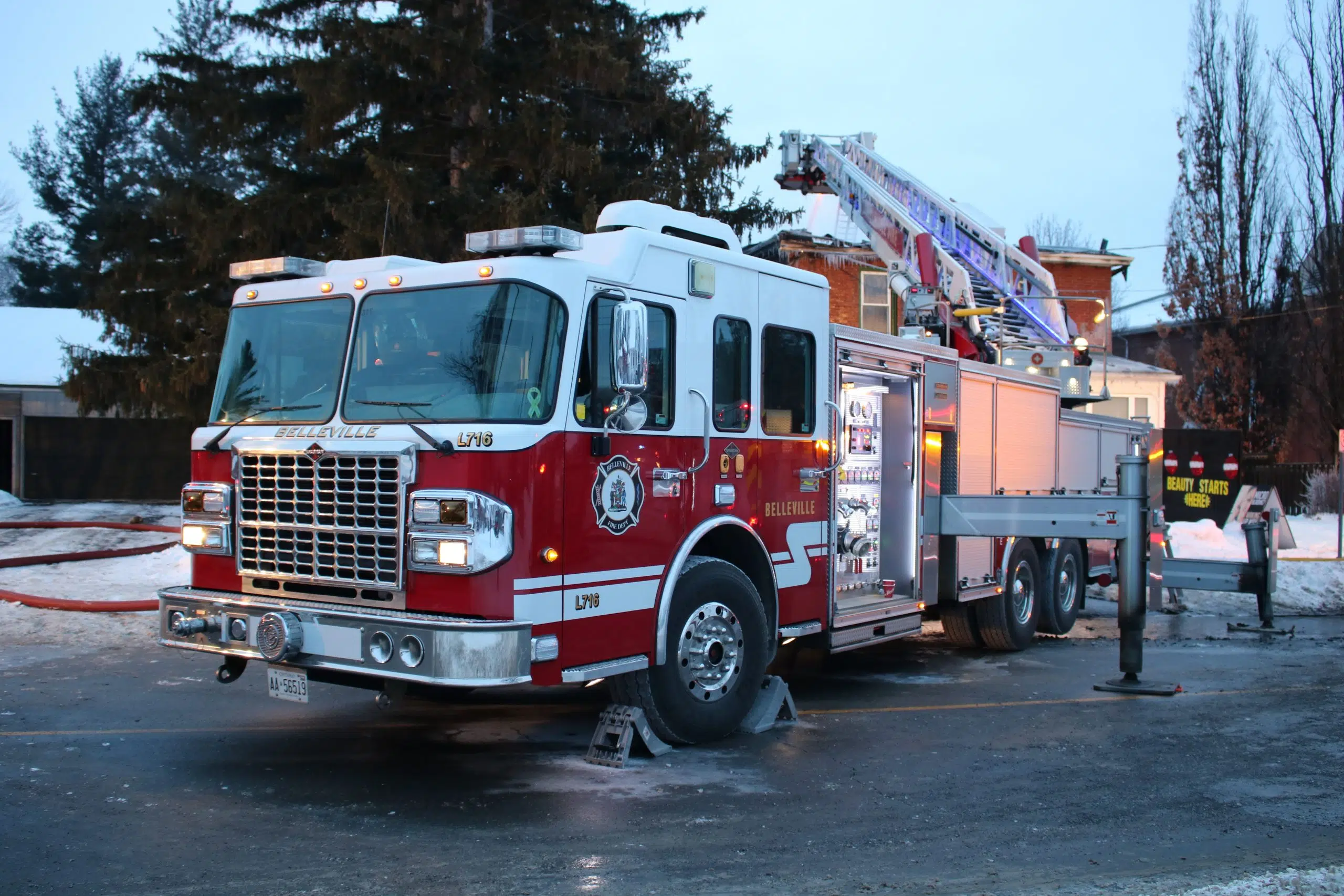New contract for Belleville firefighters | Quinte News