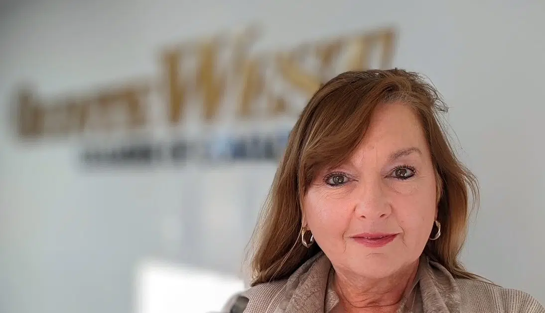 Suzanne Andrews receives James Gordon Carnegie Award | Quinte News