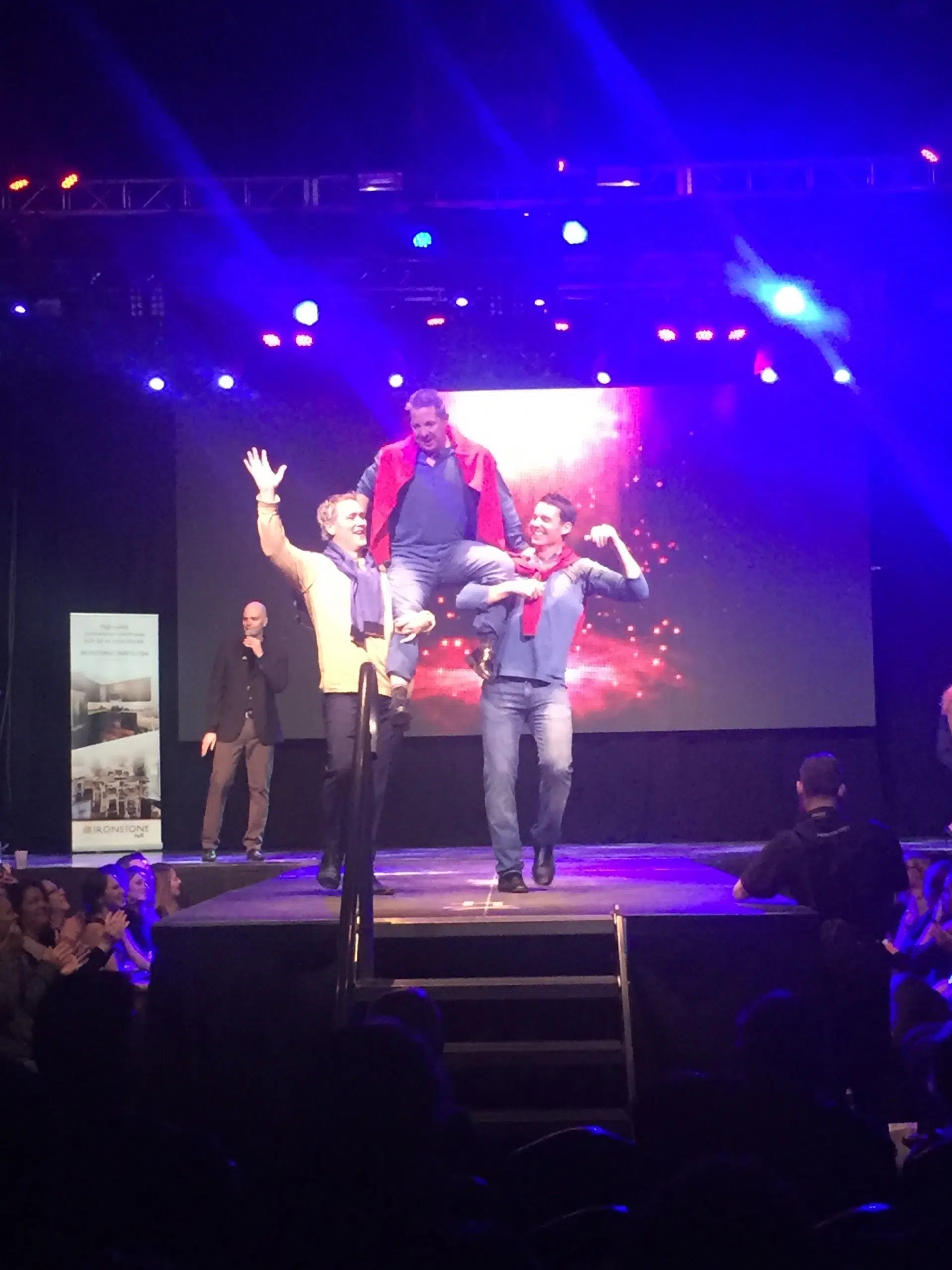 The Celebrity Male Fashion Show raises over $75,000 for charity | 106.9 ...