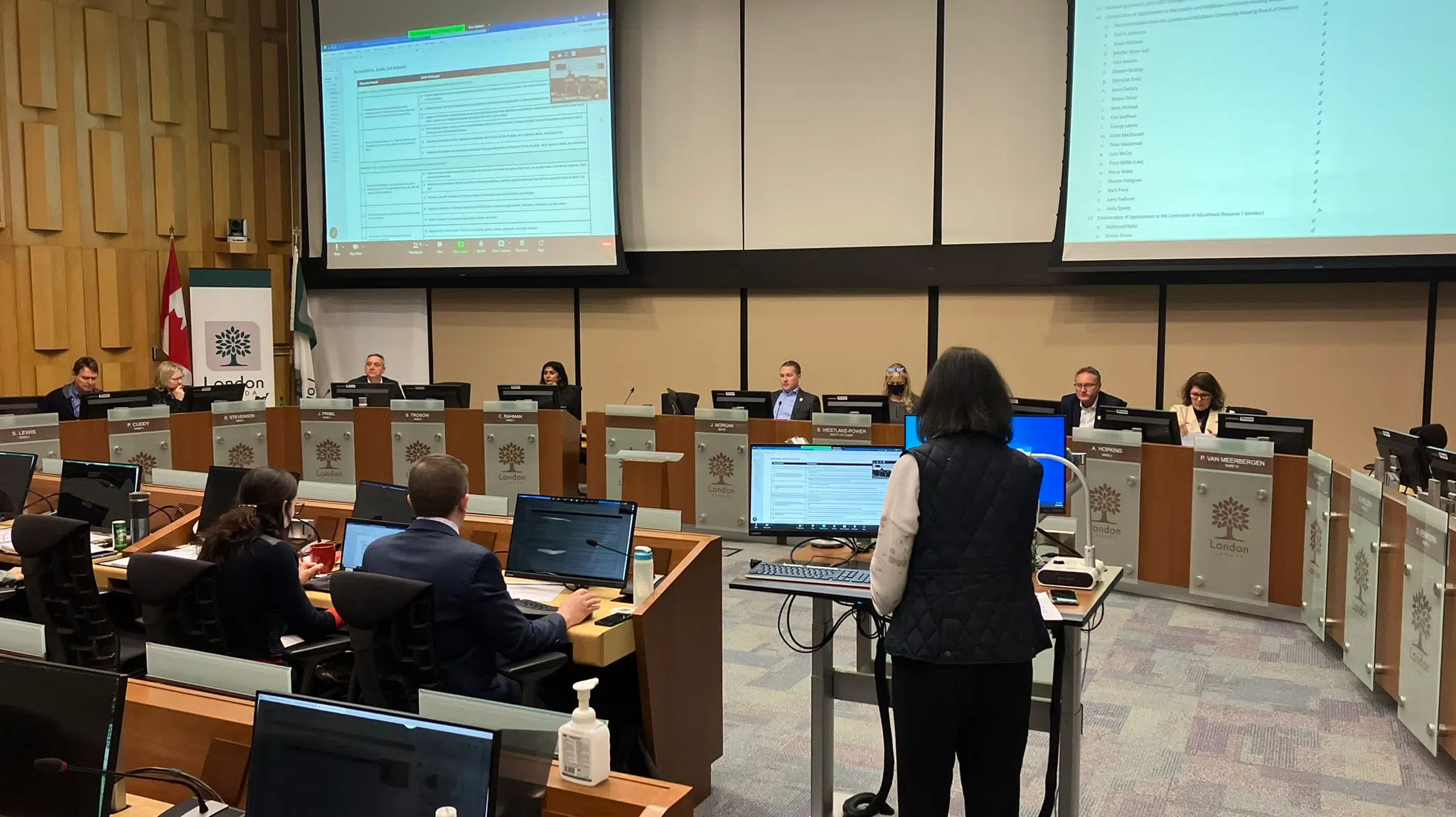 London Mayor and Councillors Attend Strategic Policy and Committee ...