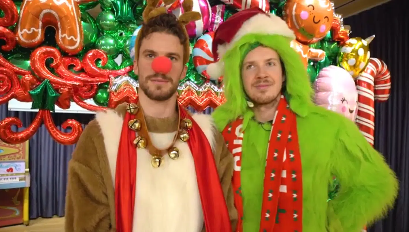 The Preds Bring Holiday Cheer to Children’s Hospital | 102.9 The Buzz