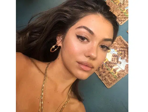 #WCW: Emma Powell | 102.9 The Buzz