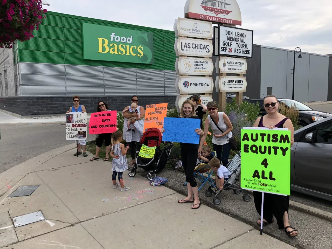 Parents Of Children With Autism Protest Again | 94.1 St.ThomasToday.ca