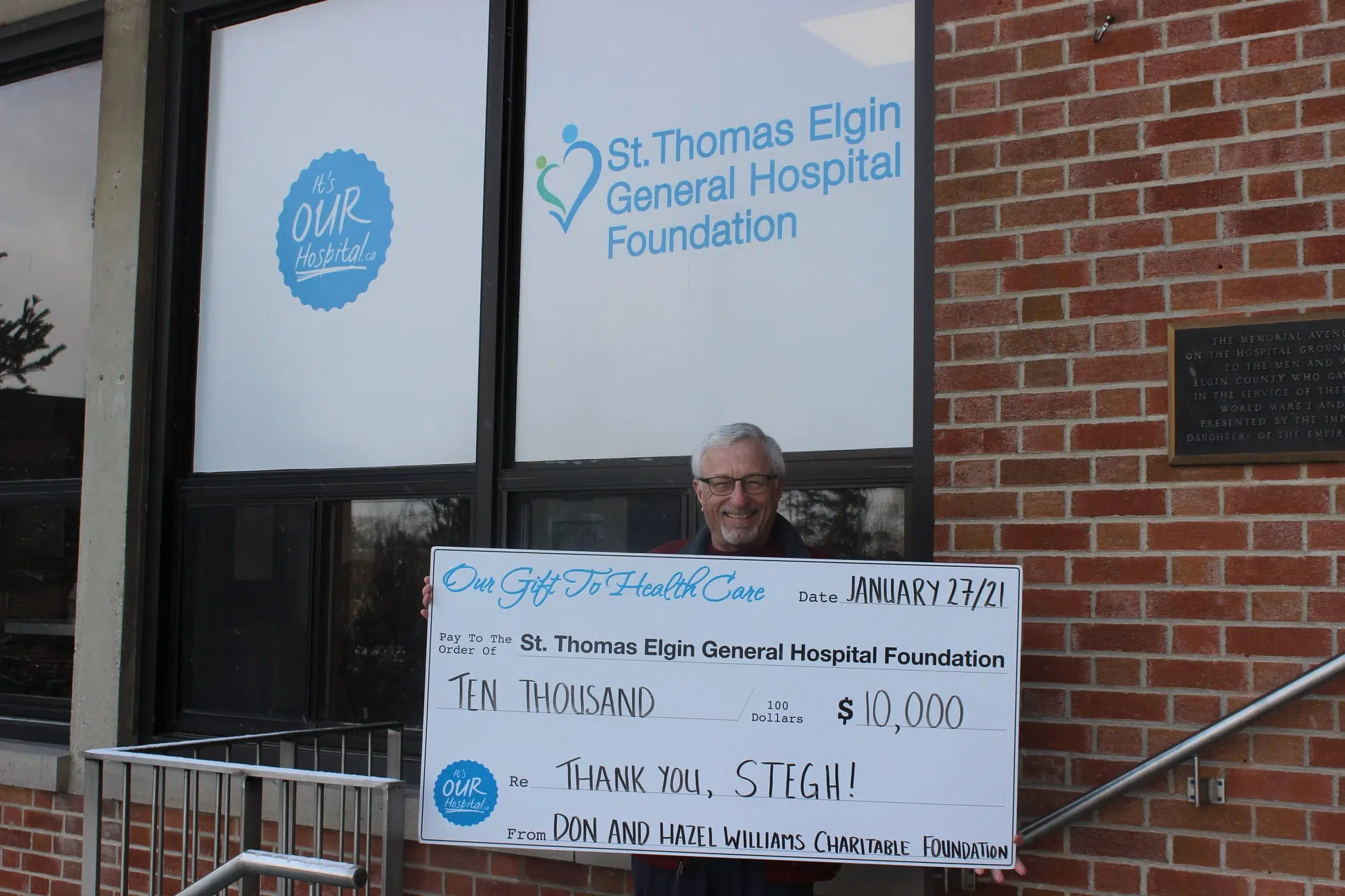 STEGH staff treated to lunch thanks to $10,000 donation | 94.1 St ...