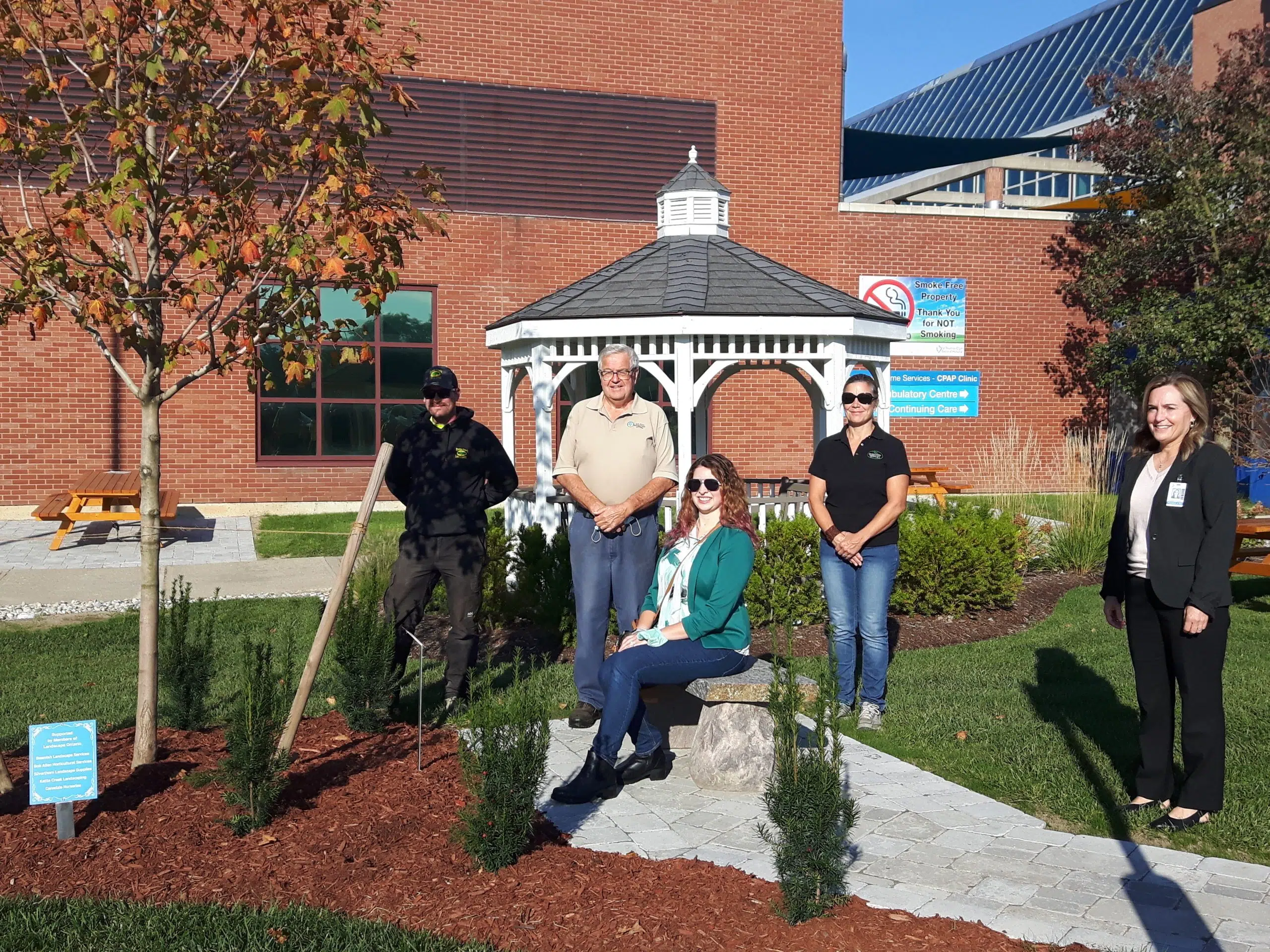 Community spotlight: One bench, one tree – giving the gift of rest | 94 ...