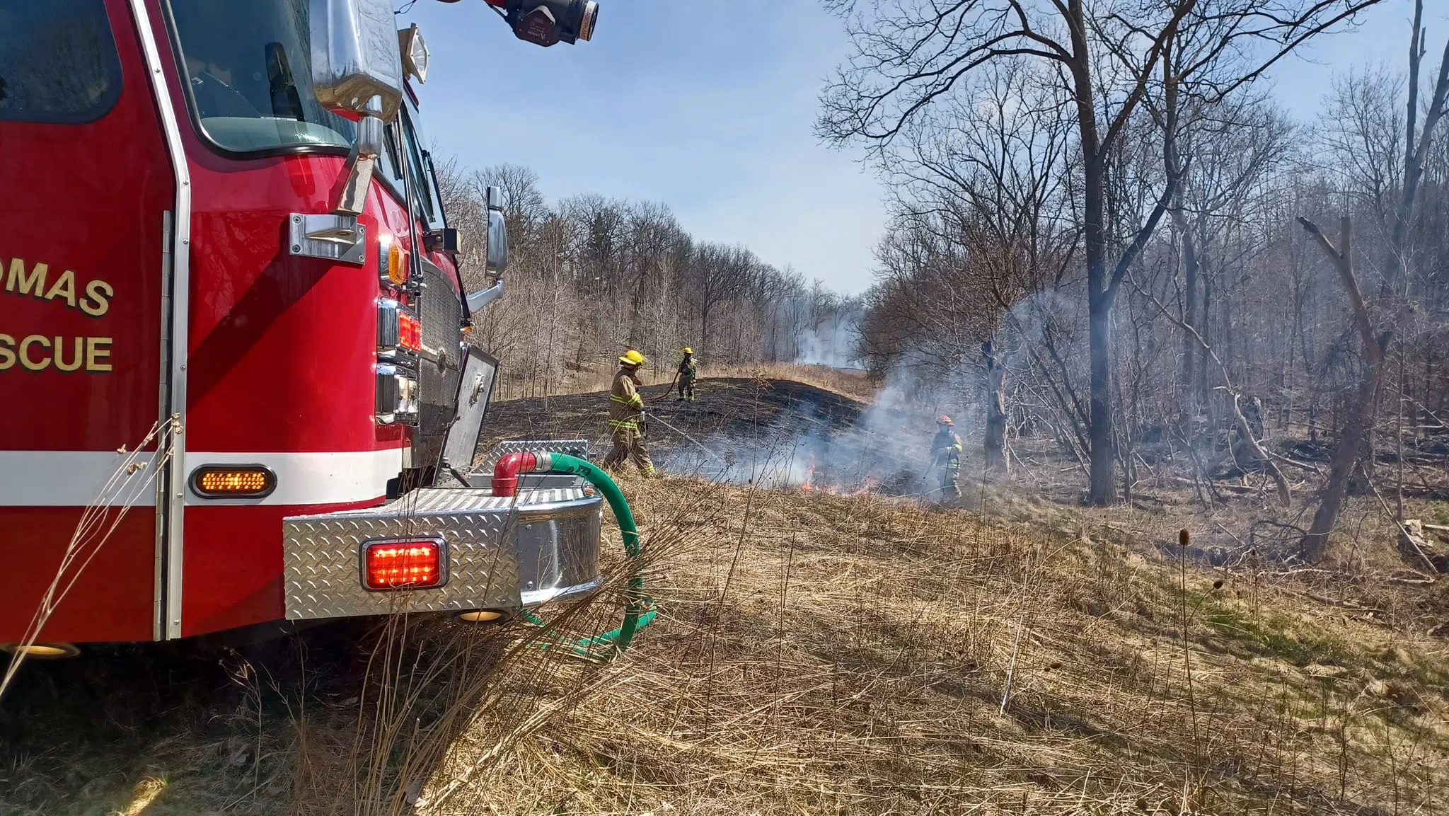 St. Thomas police investigating ravine fire | 94.1 St.ThomasToday.ca
