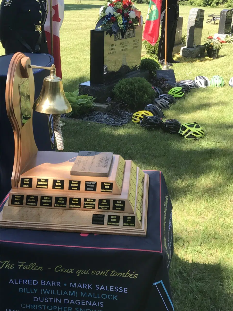 Paramedics Memorial Bell Stops in Strathroy Honouring the Fallen | 105. ...