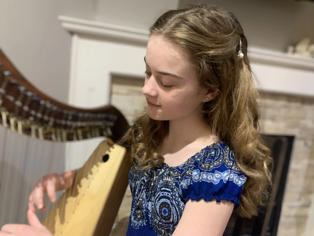 Local girl wins Rise To Fame | 90.5 Exeter Today