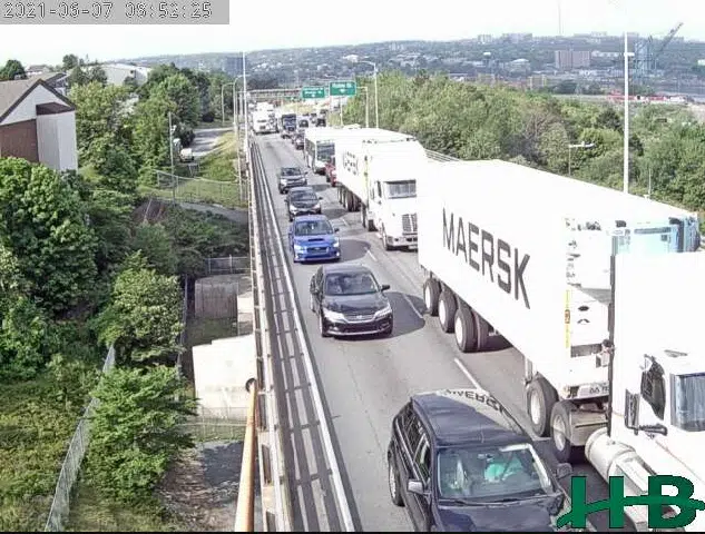 UPDATE: Heavy delays on MacKay Bridge | Hot Country 103.5