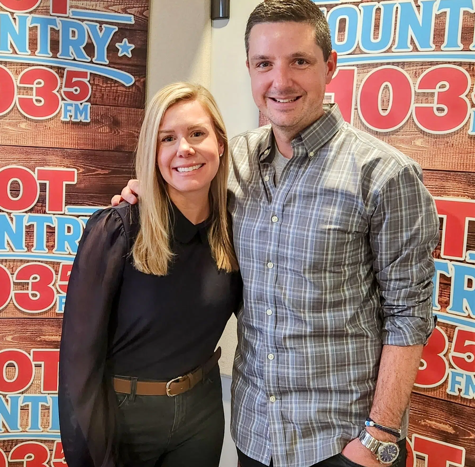 Alyse Hand: Entrepreneur! | Hot Country 103.5
