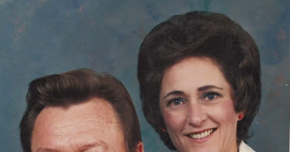 Connie Lewis's Instagram, Twitter & Facebook on IDCrawl