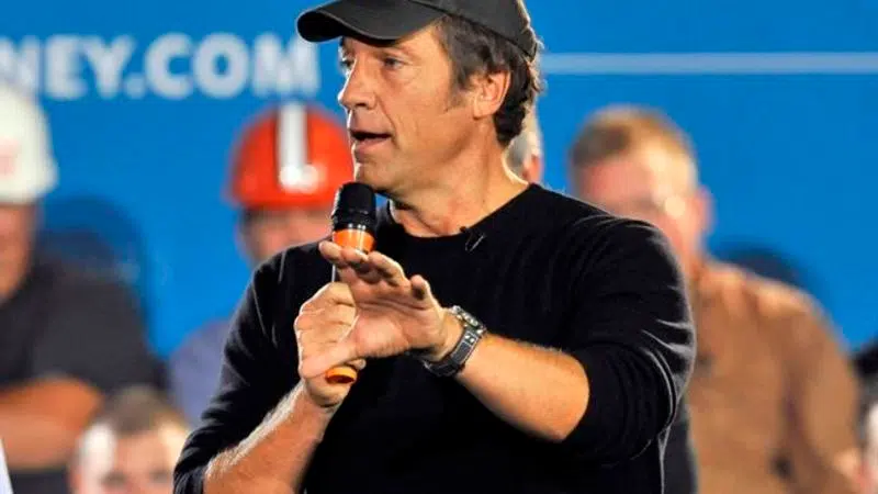 Now you see it: Podcaster Mike Rowe has book deal | battlefordsNOW