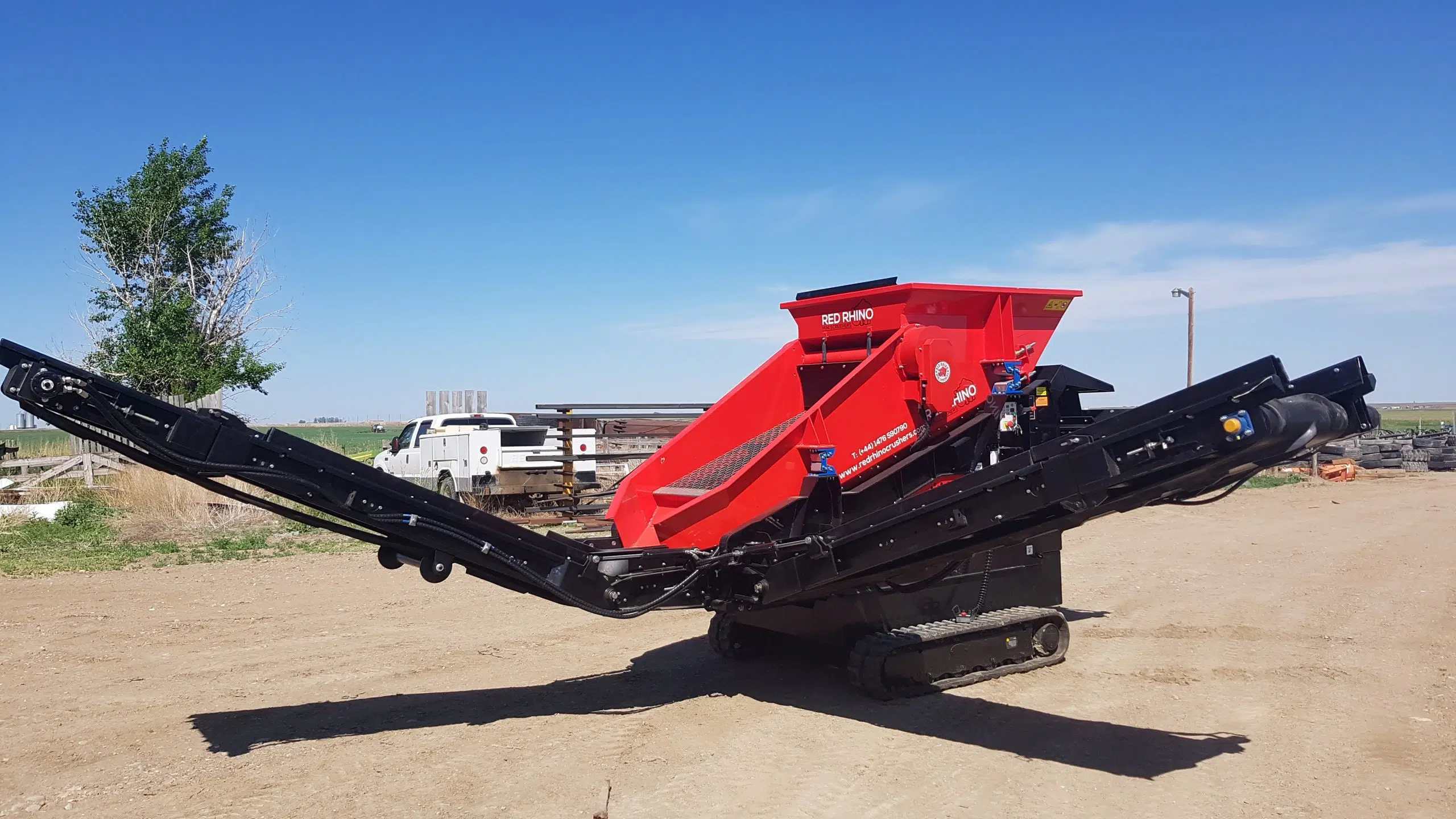Red Rhino 3 Way Screener (FOR RENT OR SALE) | farmnewsNOW