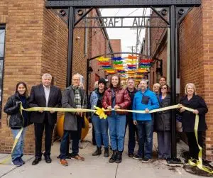Franklin has Artcraft Alley with Bicentennial Stars ribbon-cutting ...