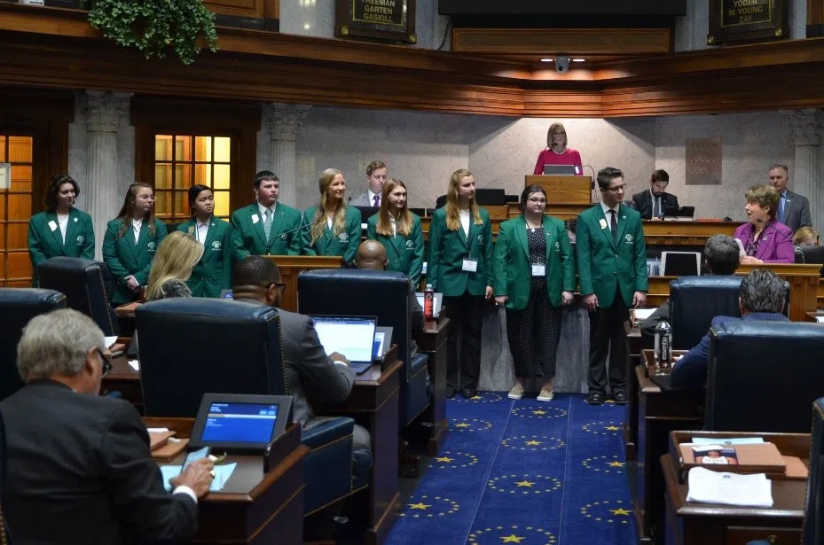 Students recognized during 4-H day at Statehouse | QMIX 107.3