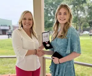 Rep. Houchin presents Congressional Award to Scottsburg student | KORN ...