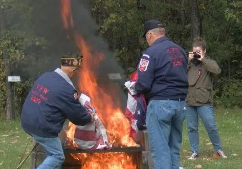 VFW holds flag retirement ceremony | WDEZ 101.9 FM Great Country