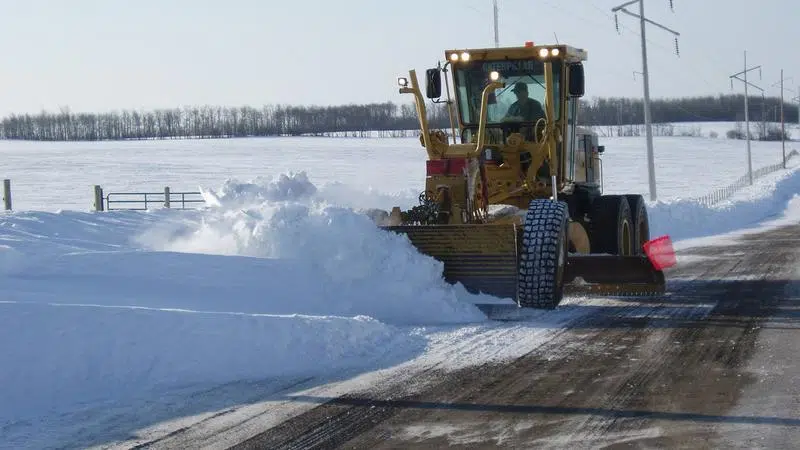 County of Grande Prairie suspends road clearing work due to cold ...