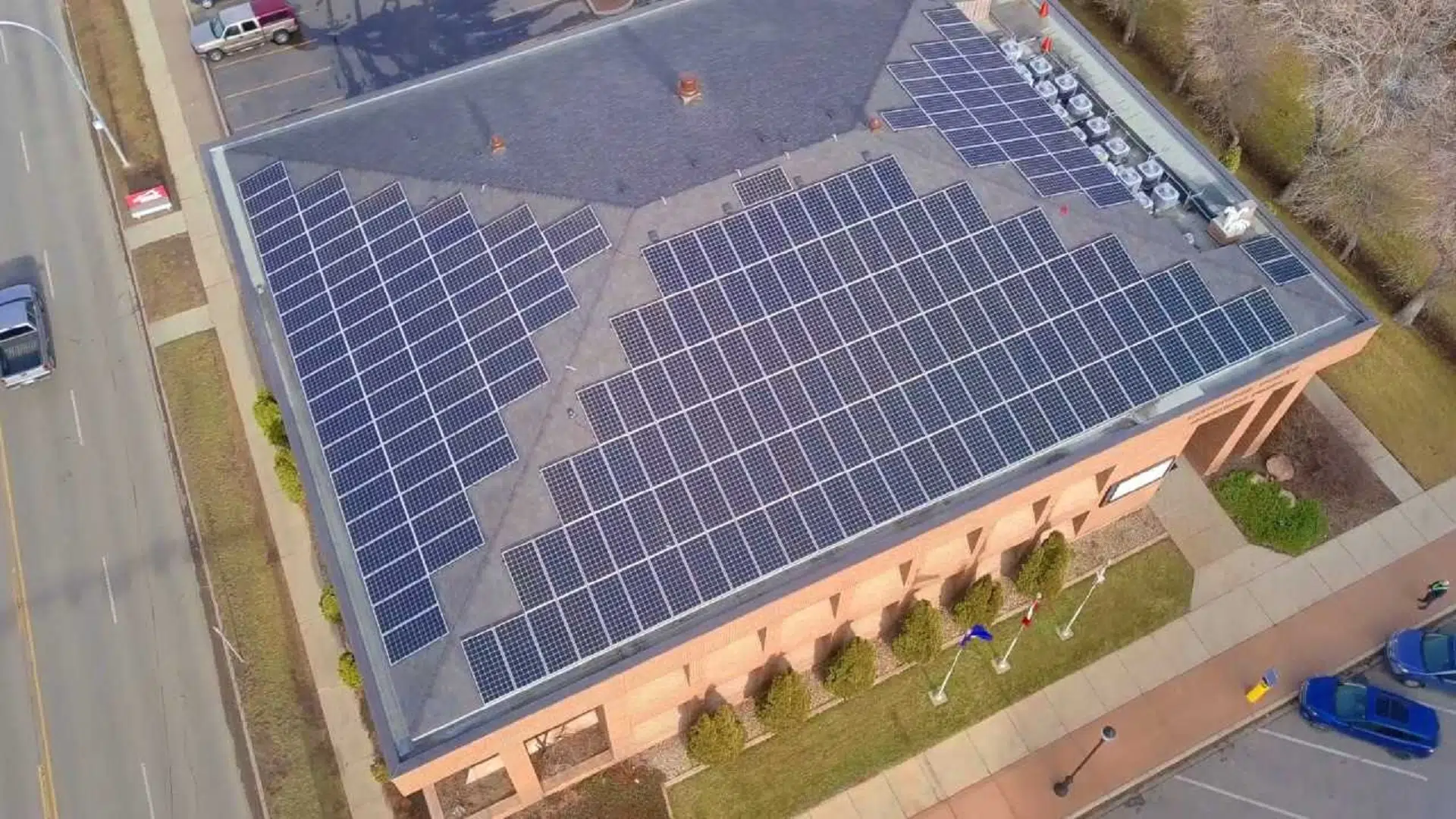 220 solar panels installed on roof of Lethbridge County Administration ...