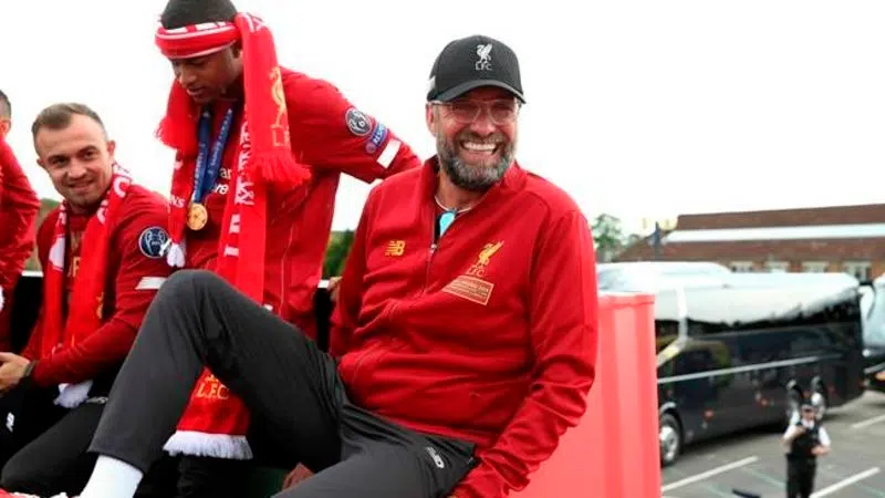 Liverpool celebrates Champions League win with bus parade | Lethbridge ...