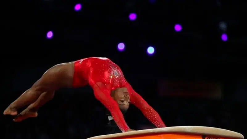 Simone Biles wins vault to tie worlds medal record | Lethbridge News Now