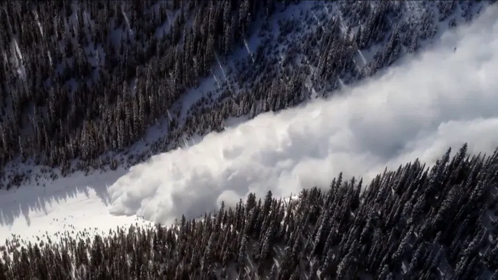Avalanche sweeps three skiiers down a steep slope in Banff | CFJC Today ...