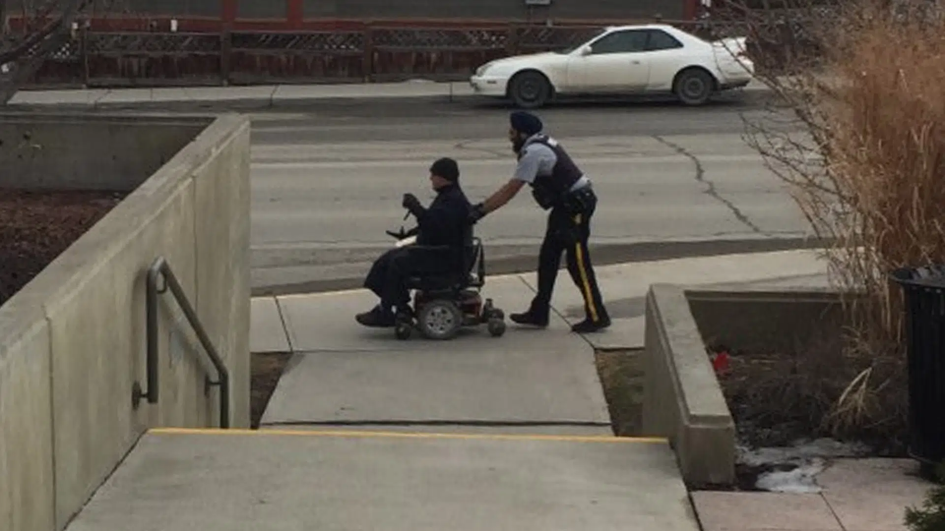 Kamloops police officer goes the extra mile | CFJC Today Kamloops